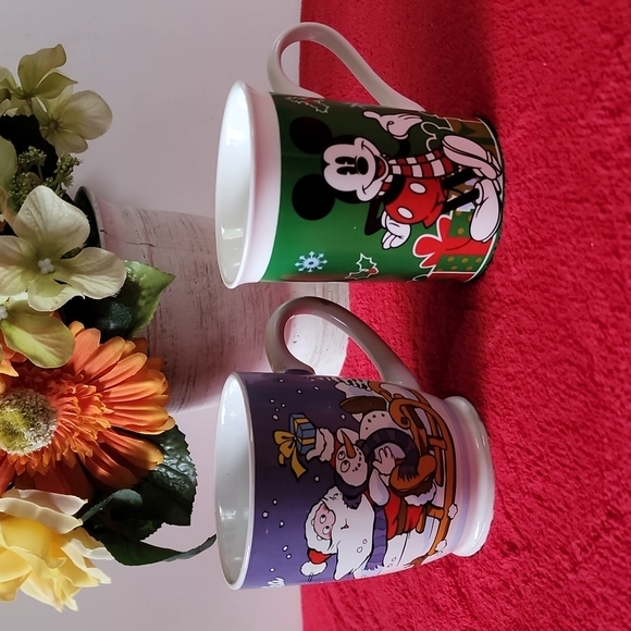 Disney and Milka | Dining | 2 Piece Of Mugs Disney Mickey Mouse And ...